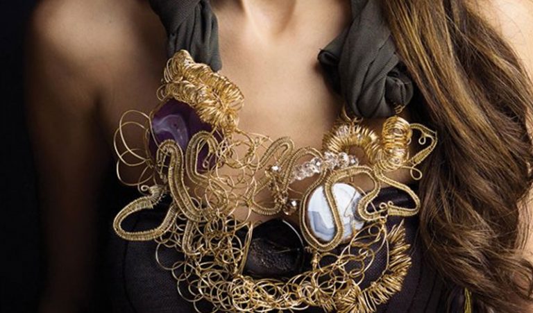 Lorena Azizeh | Dolce Luxury Magazine