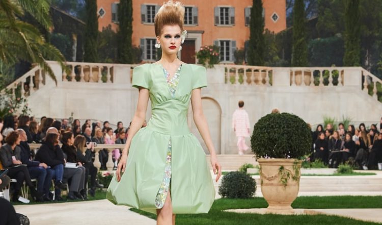 CHANEL Fashion Show - The Grand Palais - Dolce Luxury Magazine